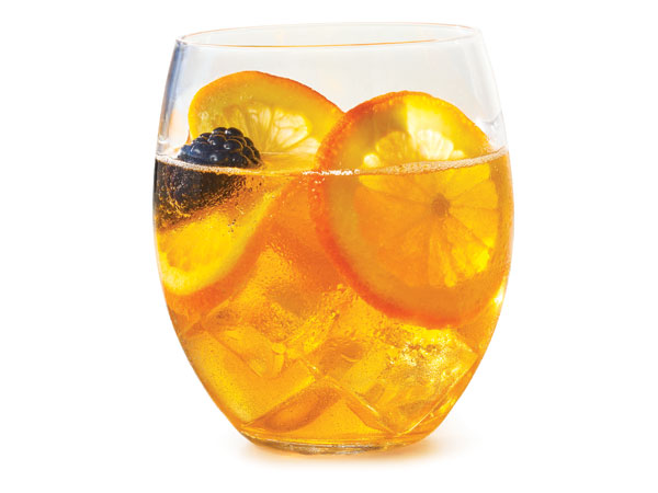 Pom-Orange Spritzer | Hy-Vee