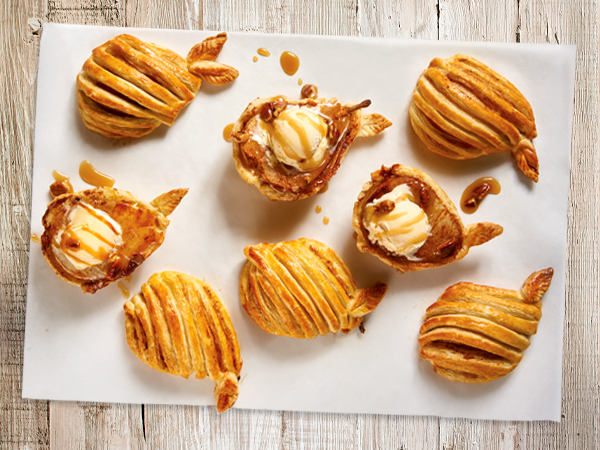 Puff Pastry Wrapped Baked Brie | Hy-Vee