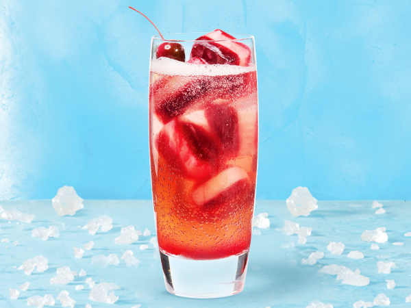 Layered Ice Cubes | Hy-Vee