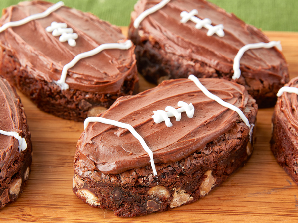 Peanut Butter Football Brownies | Hy-Vee