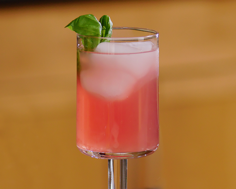 Gutsy Watermelon Peach Refresher | Hy-Vee