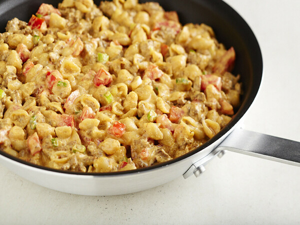 Velveeta Shells and Cheese Cheeseburger Mac | Hy-Vee