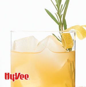 Rosemary-Spiked Tea | Hy-Vee