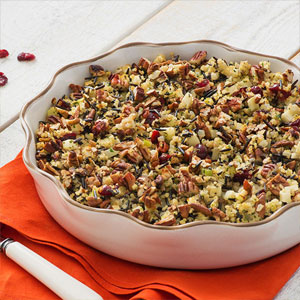 Wild Rice and Quinoa Stuffing with Apples and Cranberries | Hy-Vee